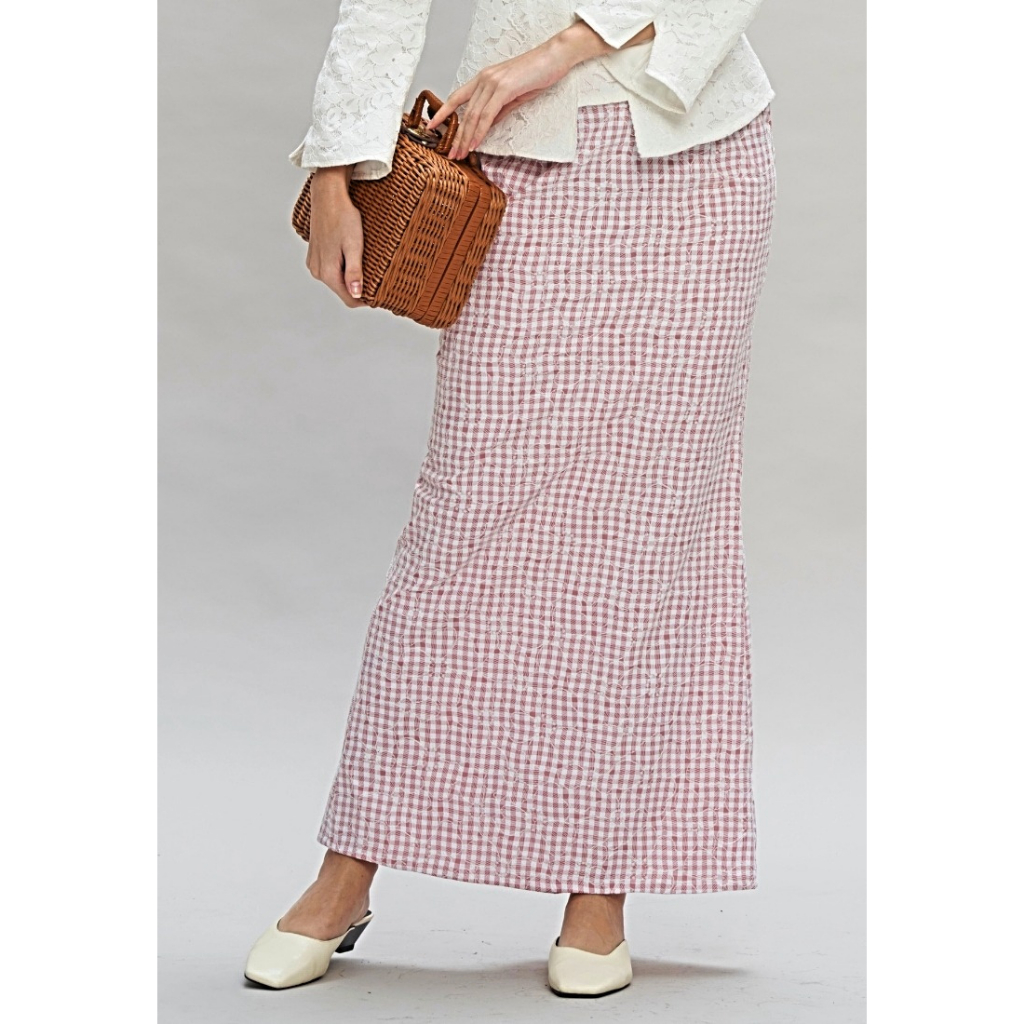 Loveaisyah Pink Checkered Embroidery Maxi Skirt Modern Baju Hari Raya ...