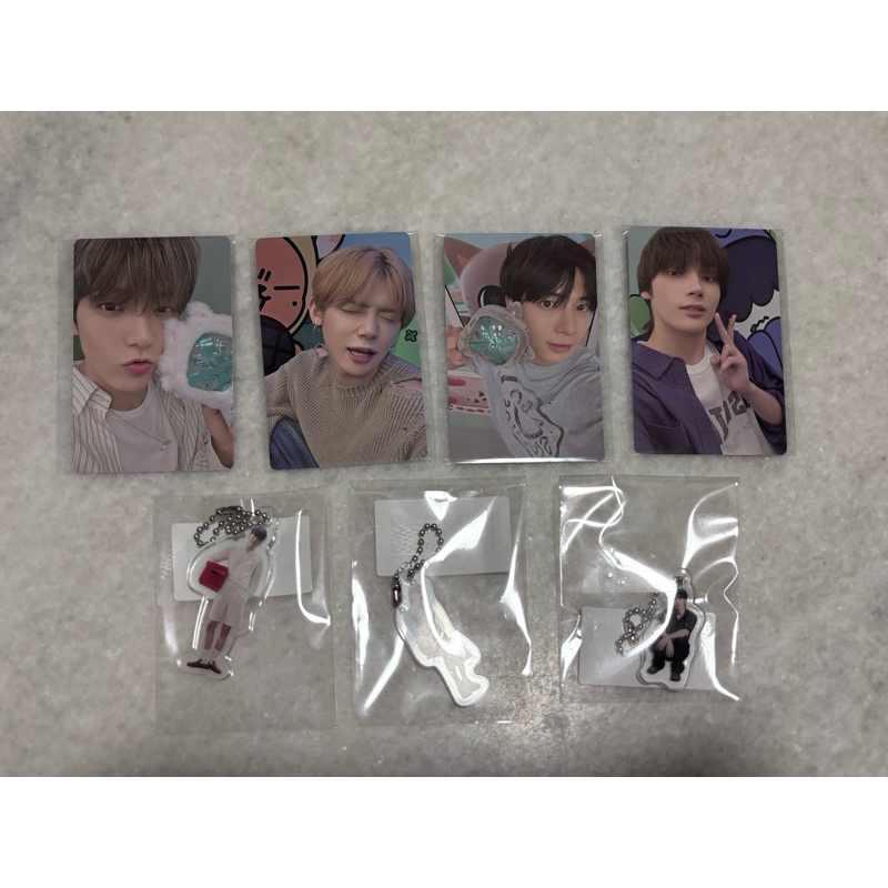 TXT Sanctuary Photocard PC Keychain | Shopee Malaysia