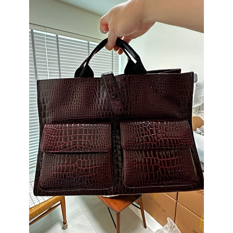 MADE IN KOREA SAMPLE LIMITED INVENTORY tote hand carry faux leather ...