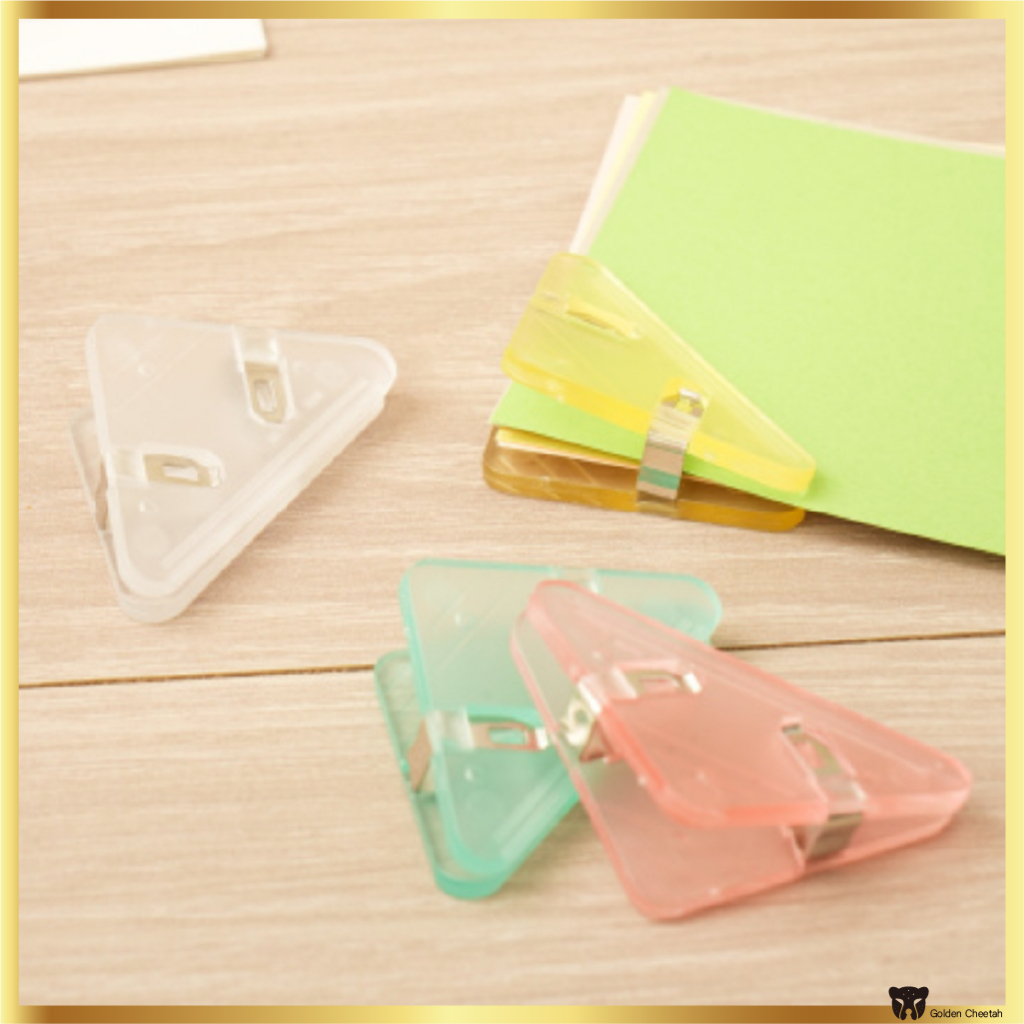 Daiso Korea Triangle Corner Clip 4pcs Set for Damage-Free Paper ...