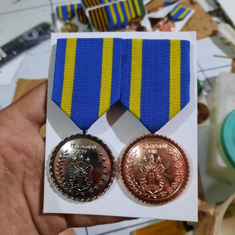 Satyalancana Service 16 and 8 Years / Satya Badge Medal PDU POLRI ...