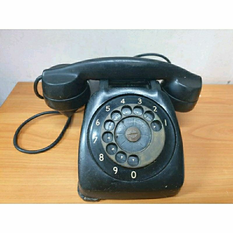 Vintage 50s LM rotary phone, telefon rumah, used | Shopee Malaysia