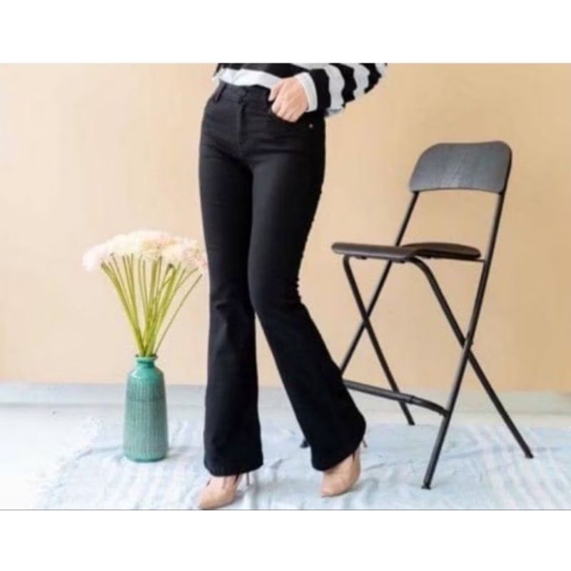 WOMEN BOOTCUT jeans denim Kain Stretchable Good quality (ready stock ...