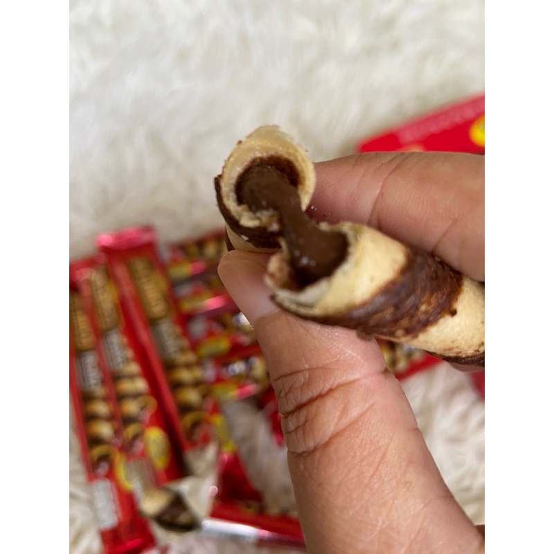 Go Choco Rollz (Choco - Filled Wafer Stick. | Shopee Malaysia