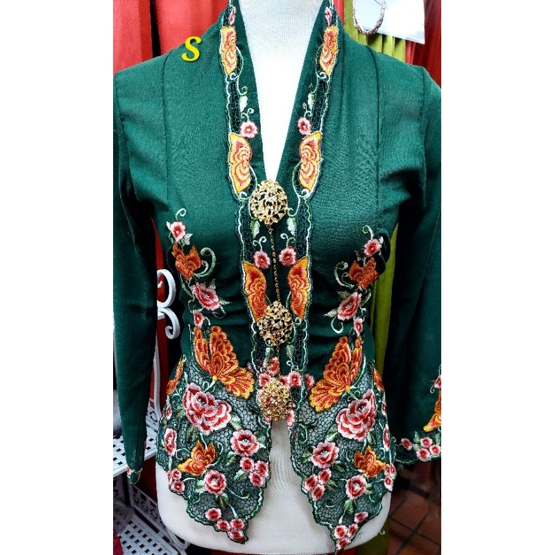 Kebaya Sulam Nyonya Embroidery Traditional Hand Made Exclusive Limited ...