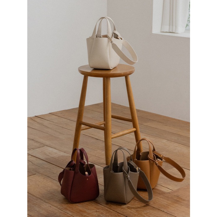 [Korea Fashion - Liyur] Arrondi Top-Handle Bag (Small, Medium) | Shopee ...