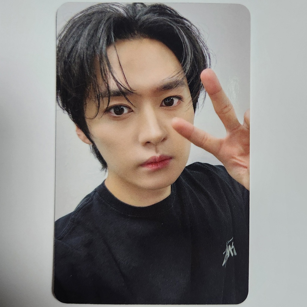 Lee Know Official Apple Music Lucky Draw Photocard Stray Kids Hop ...