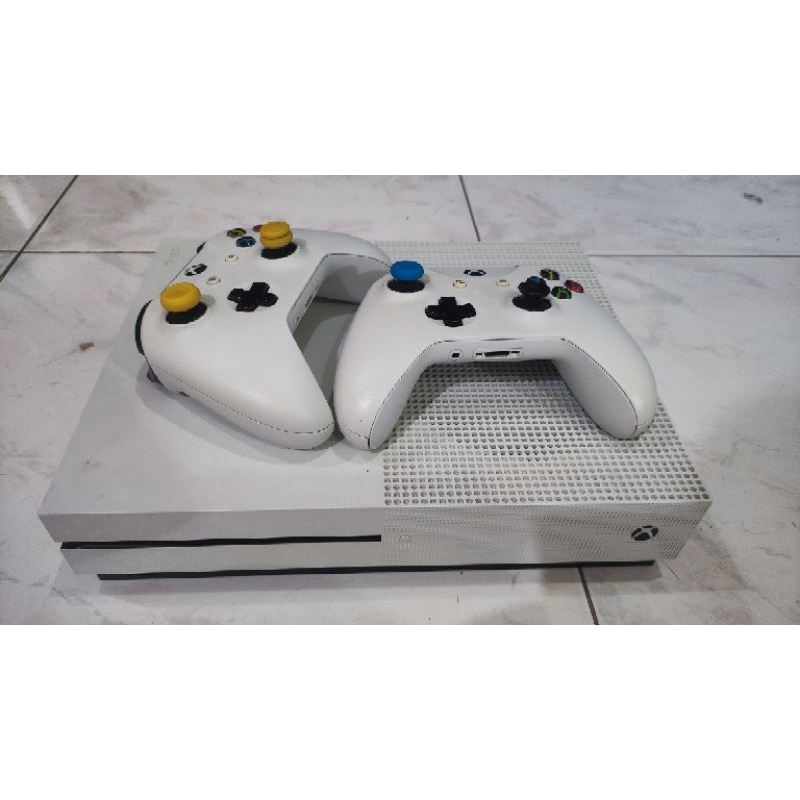 XBOX ONE S (No Box 2 Controller) | Shopee Malaysia