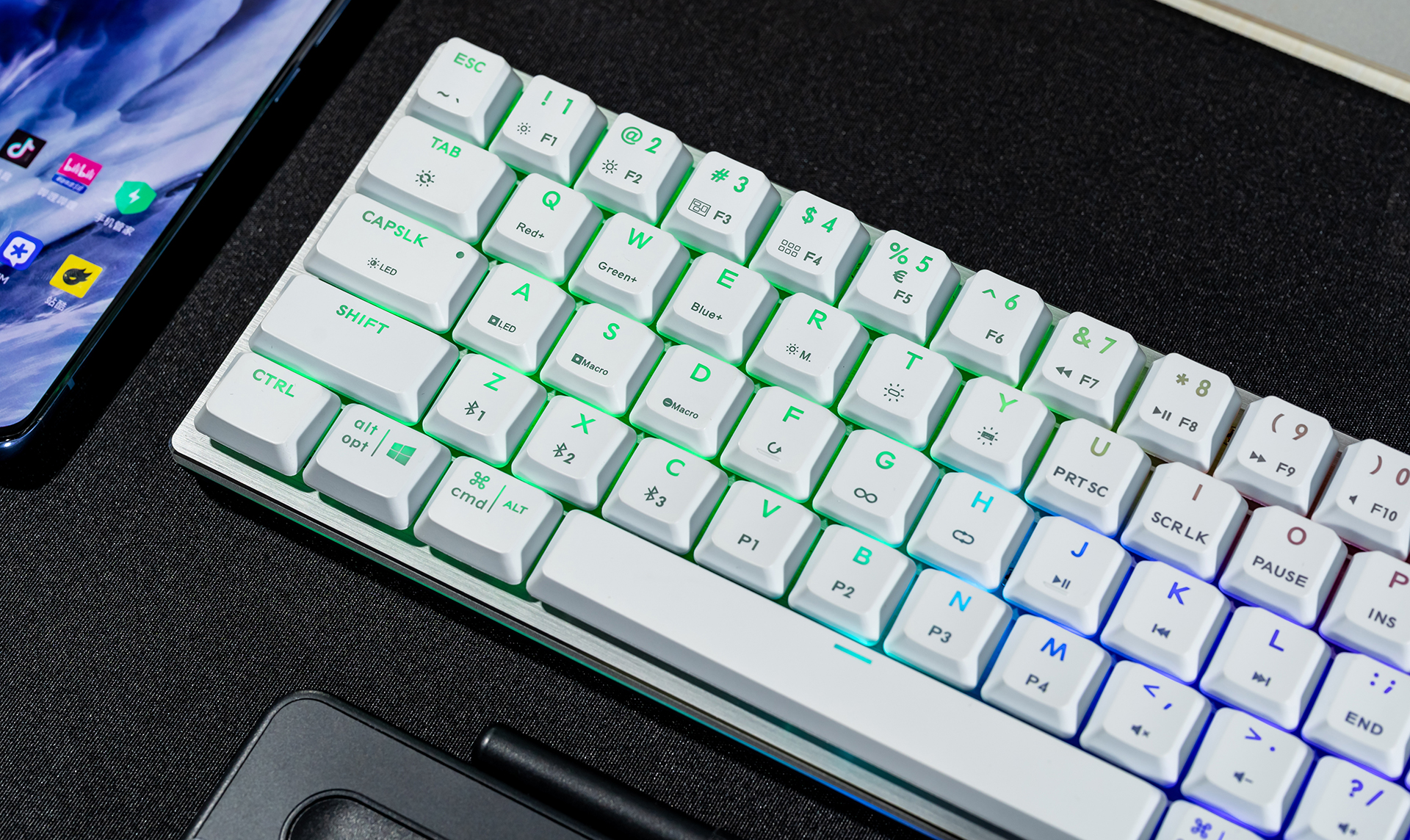 Cooler Master SK622 Wireless 60% Mechanical Keyboard (Low Profile ...