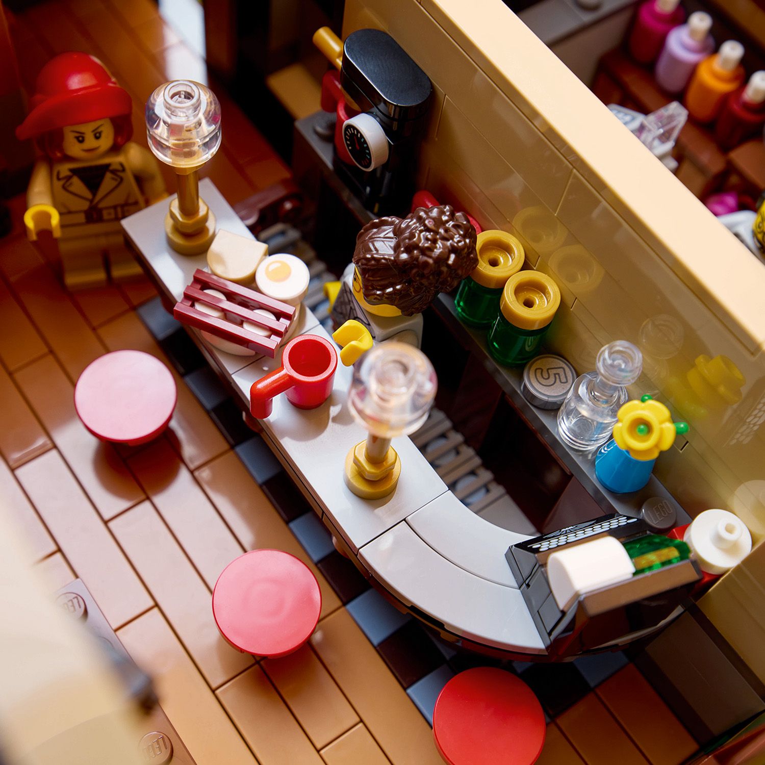 LEGO Icons 10350 Tudor Corner (3266 Pieces) | Shopee Malaysia