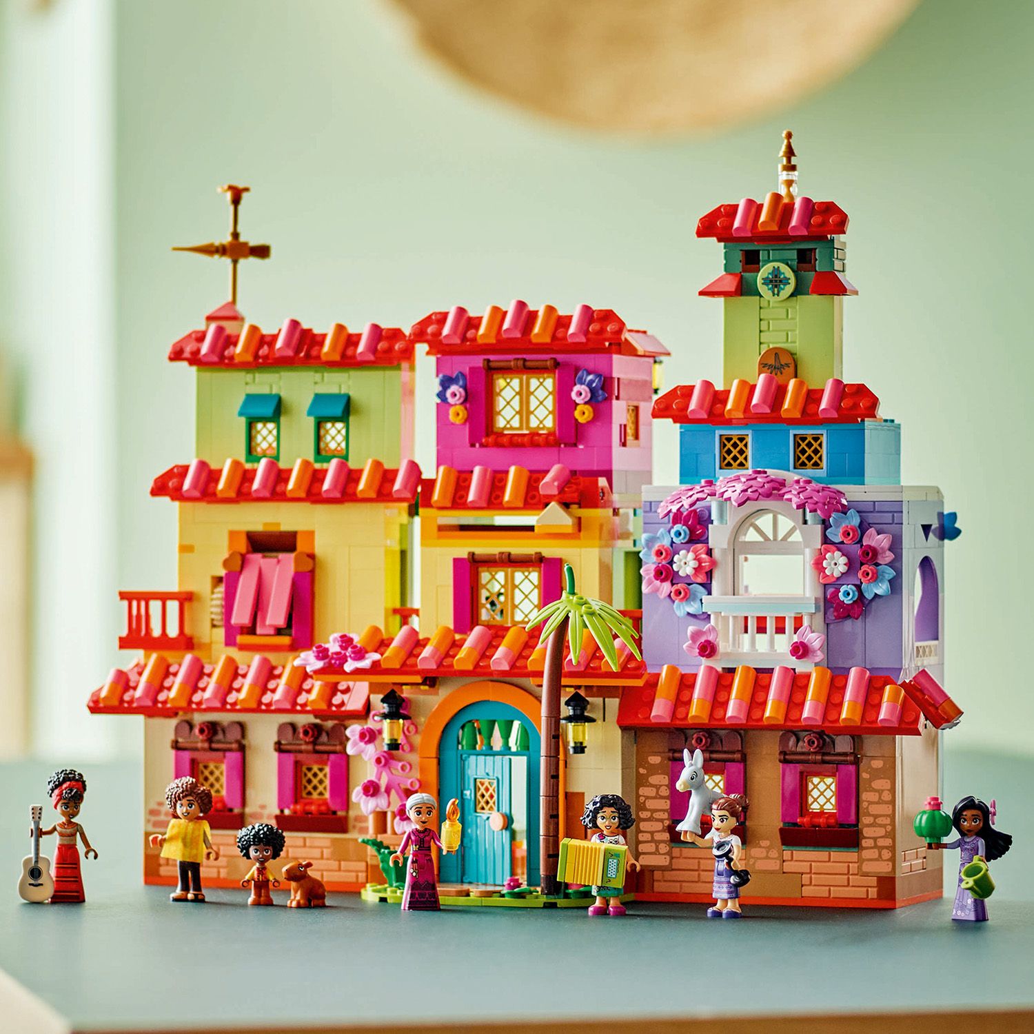 LEGO Disney Classic 43245 The Magical Madrigal House (1560 Pieces ...