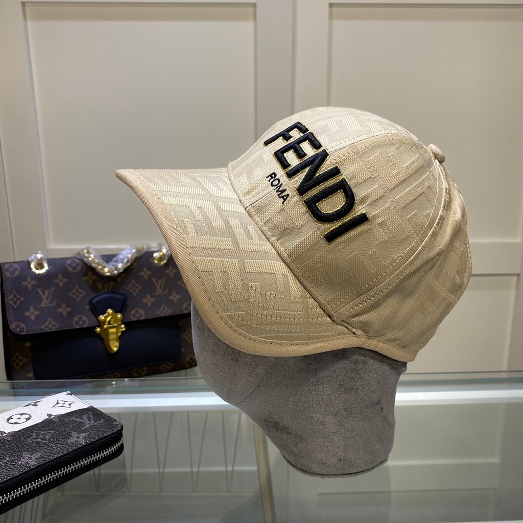 FENDI FENDI Baseball Cap with Dust Bag Simple Atmospheric Design ...