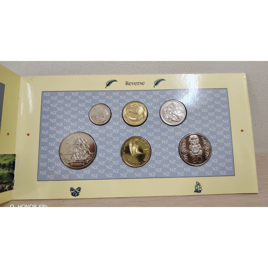 [In Official Folder] New Zealand 1990 Coins Set 6pcs UNC | Shopee Malaysia