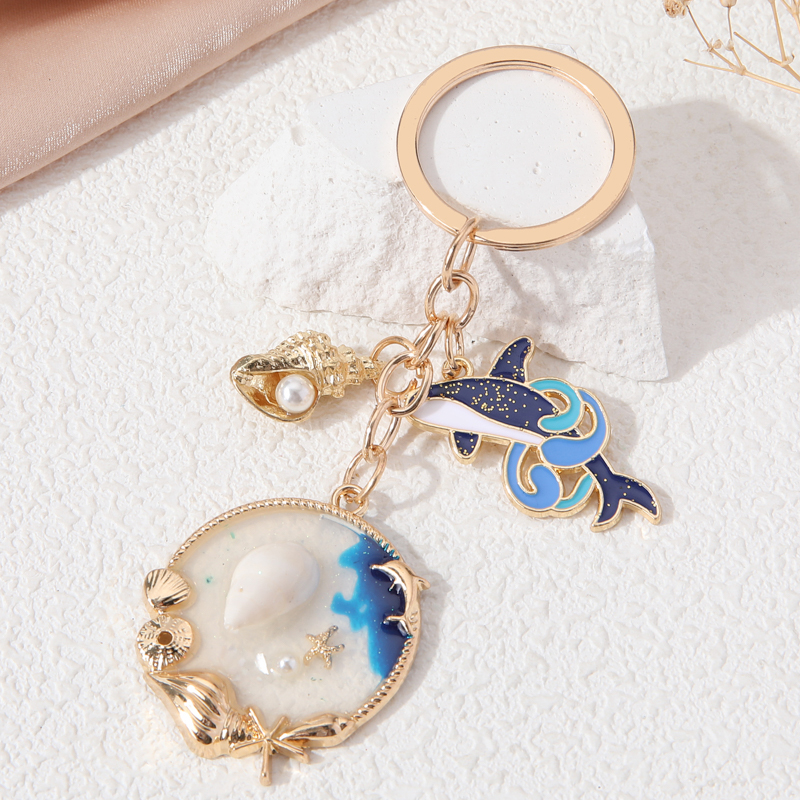 Pretty Ocean Shell Conch Dolphin Enamel Keychain Sea Life Animals Key ...