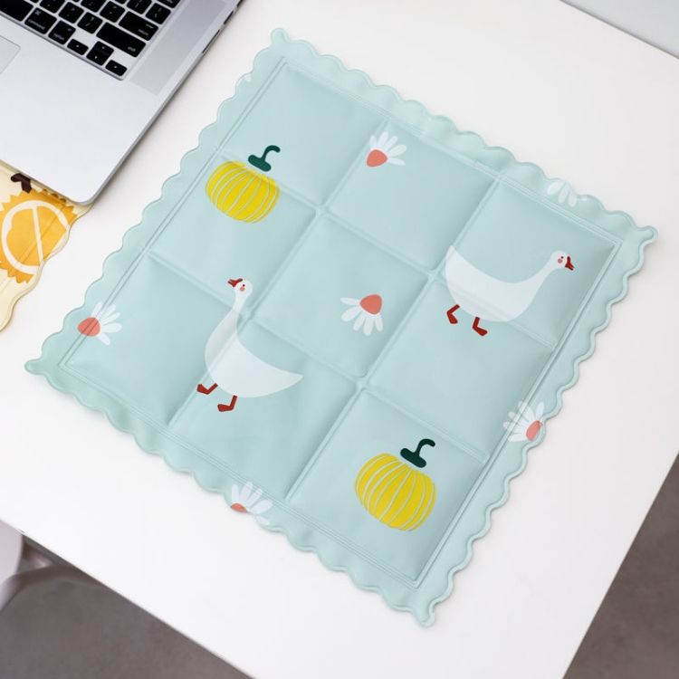 Summer Cooling Ice Pad Waterproof Summer Cooling Pad No need to freeze ...