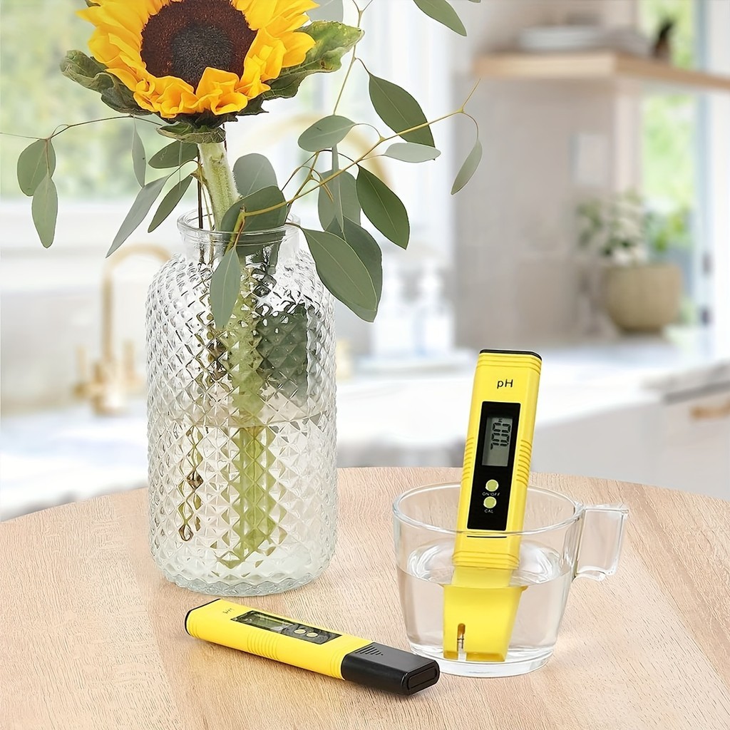 Portable pH Meter - High Accuracy Pen Tester for Water Quality in ...