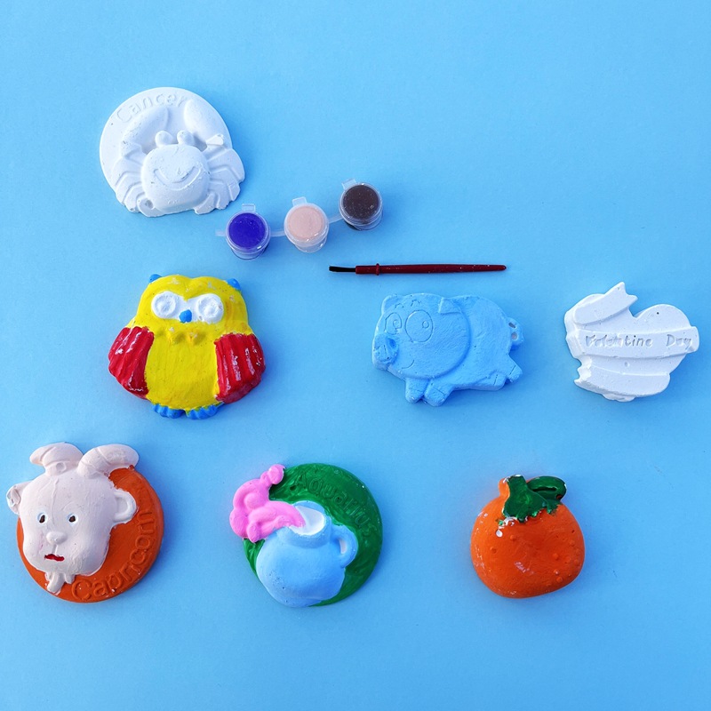 1 box of 2 plaster dolls, coloring white embryo hand-painted toys ...