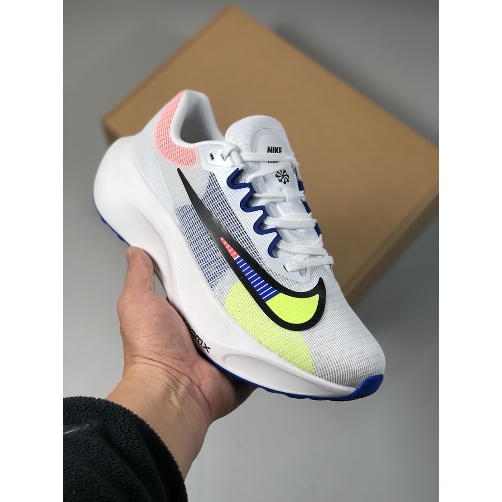 NIKE Zoom Fly 5 Ultra Light Running Shoe REACT Foam with Carbon Fiber ...