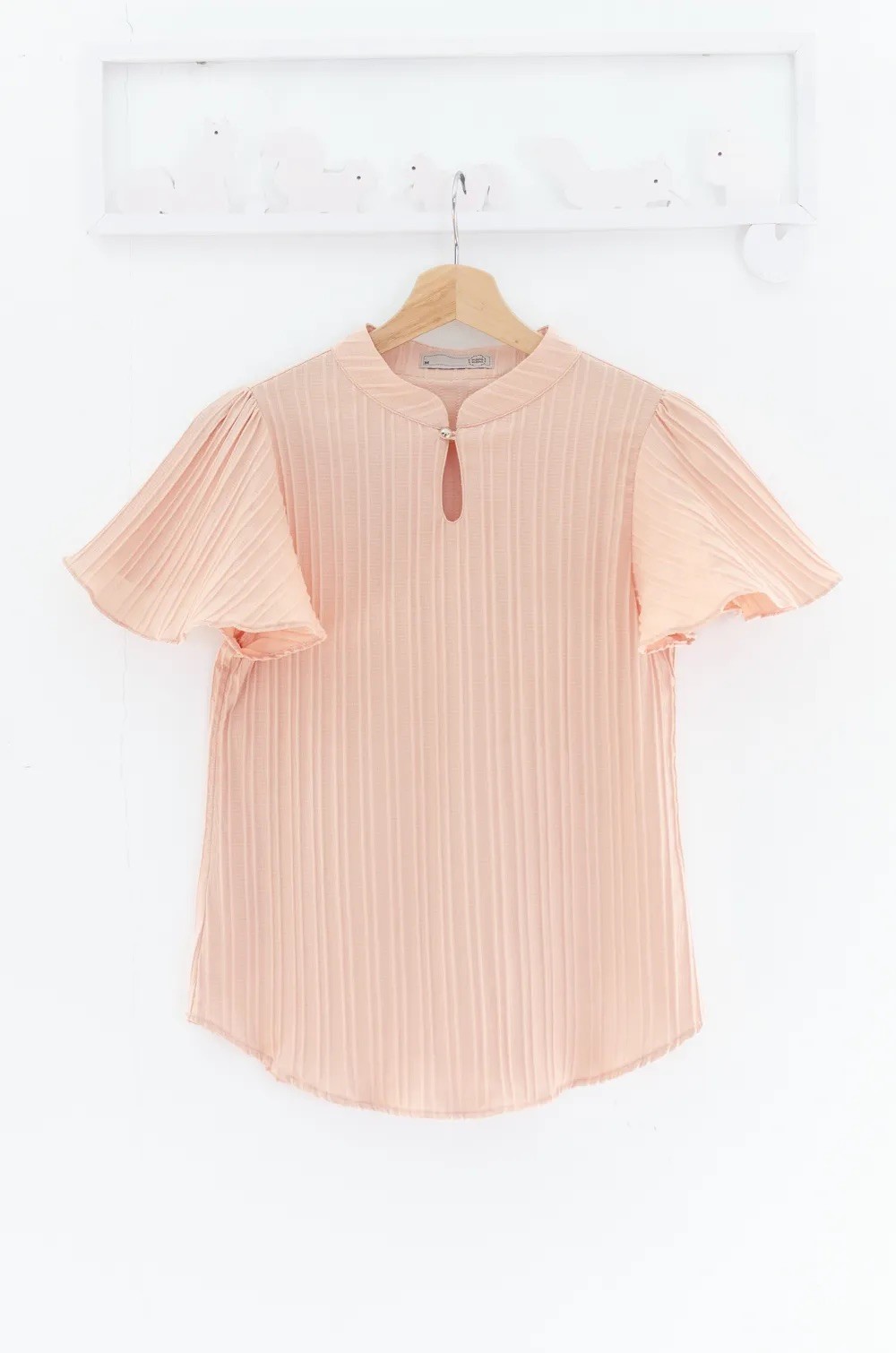 [Songkran Regular Delivery] Narinari: Mt9541 Front Keyhole Butterfly Sleeve Blouse | Shopee Malaysia