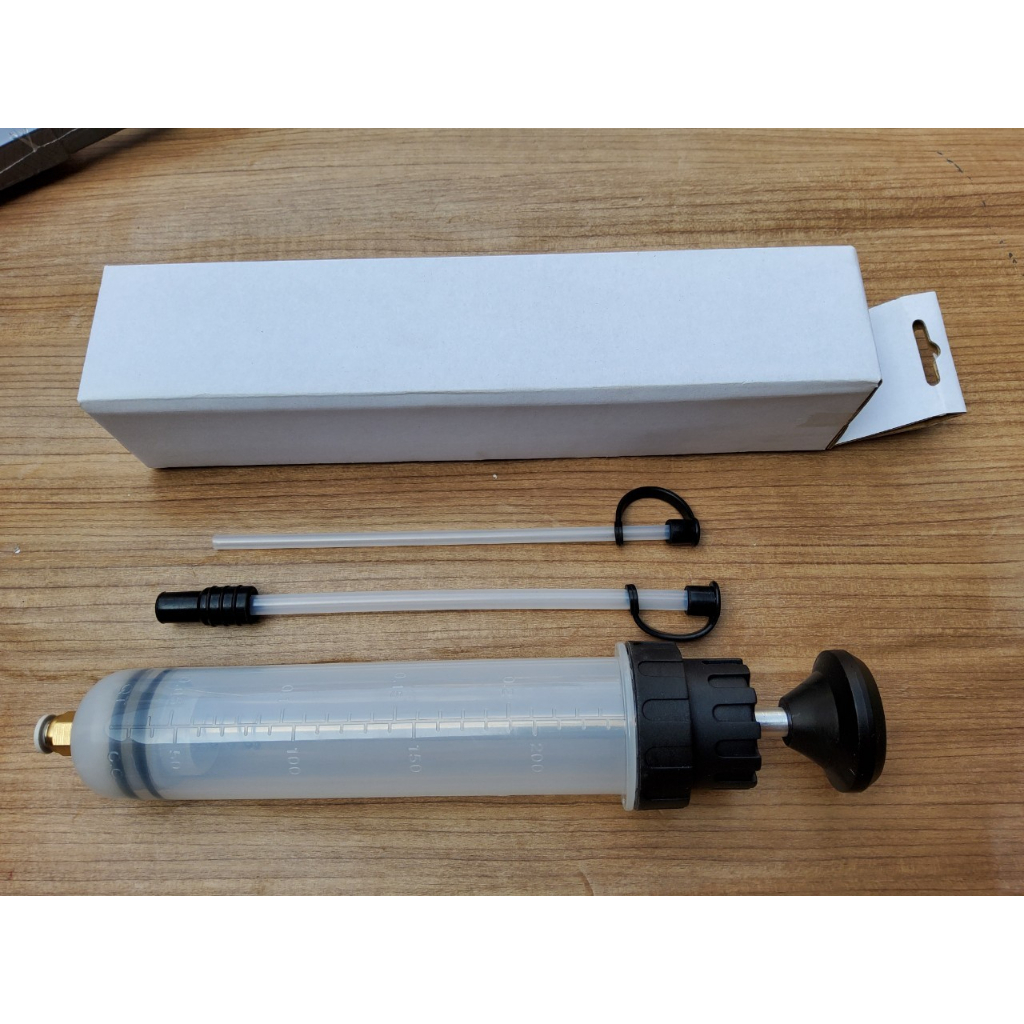 Refueling Machine Gear Oil Tank Vacuum Cylinder And Rear Differential ...