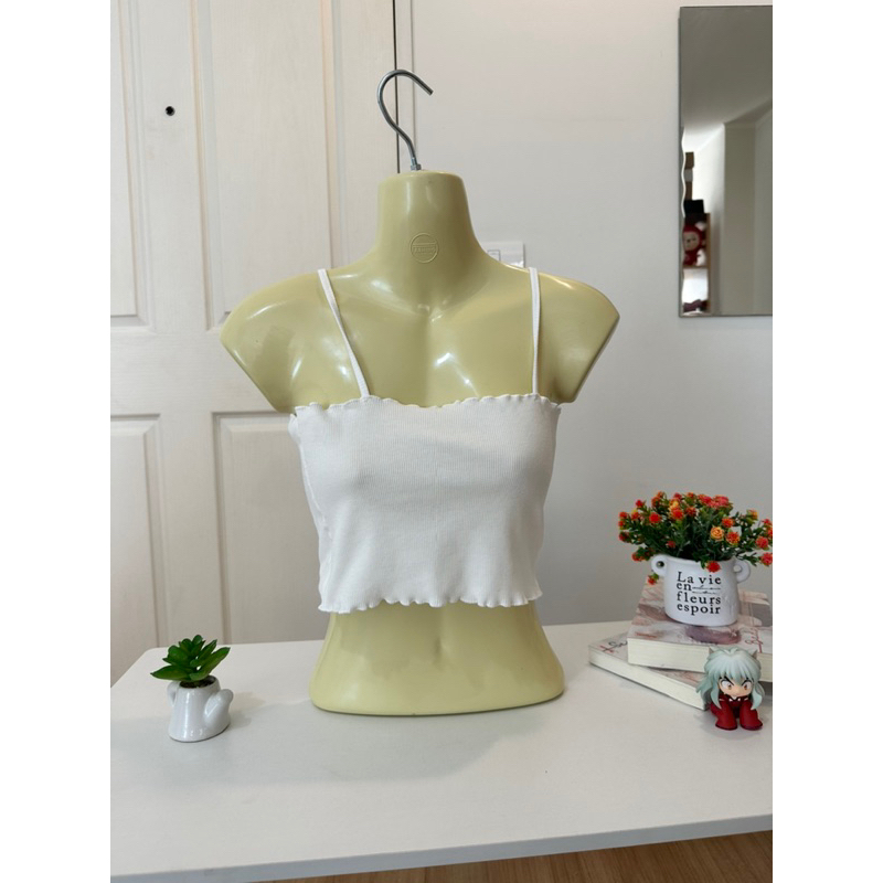 White Single-Line Shirt With Wavy Edge Detail Cute And Comfortable ...