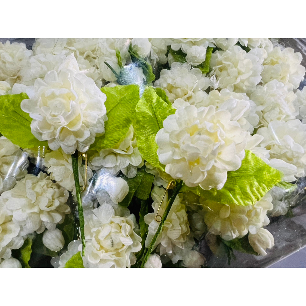 Mother's Day Jasmine Brooch (Jasmine Tight Flower Cloth Plus The Chest ...