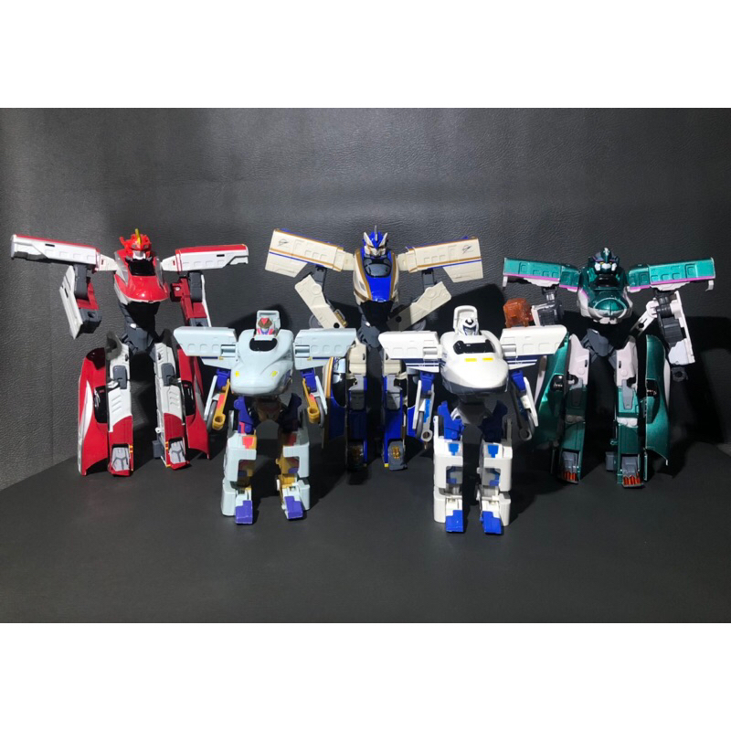 Train Transforms Into A Robot Tomee | Shopee Malaysia