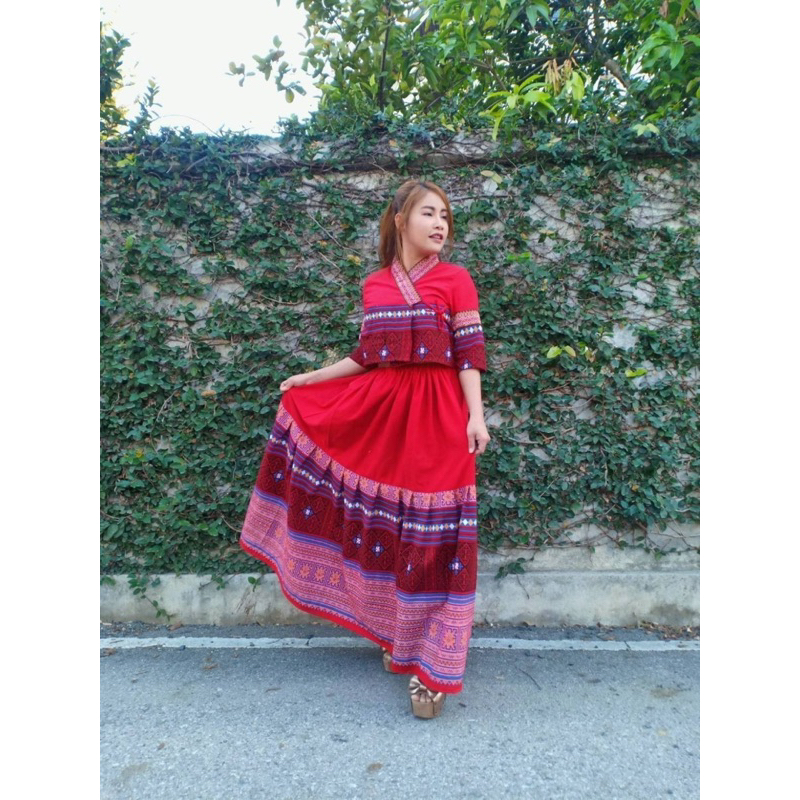 EL Traditional Costume For Older Children Som Poi With Both Skirts And ...