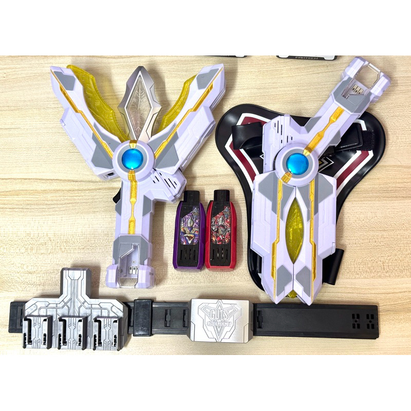 DX Guts Sparklence-Ultraman Trigger 2nd Hand Transform Device + Free ...