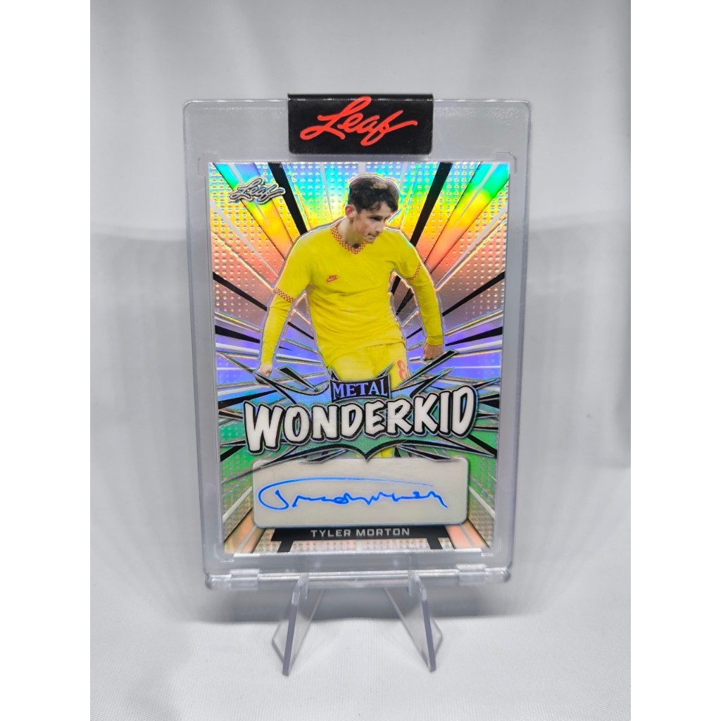 Signature Card Leaf Silver Prismatic Crystal Soccer Wonderkid Tyler ...