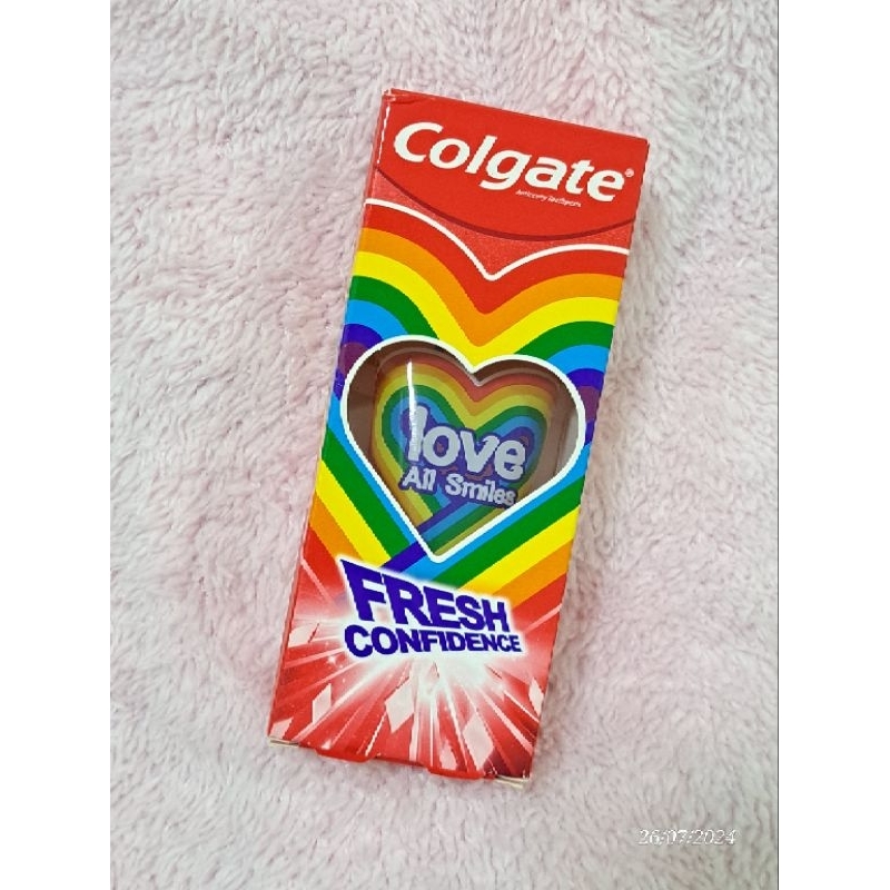 Colgate Toothpaste Love all smiles 90g | Shopee Malaysia