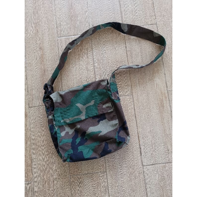 Camouflage Shoulder Bag Cut From Genuine Military Fabric US Woodland ...