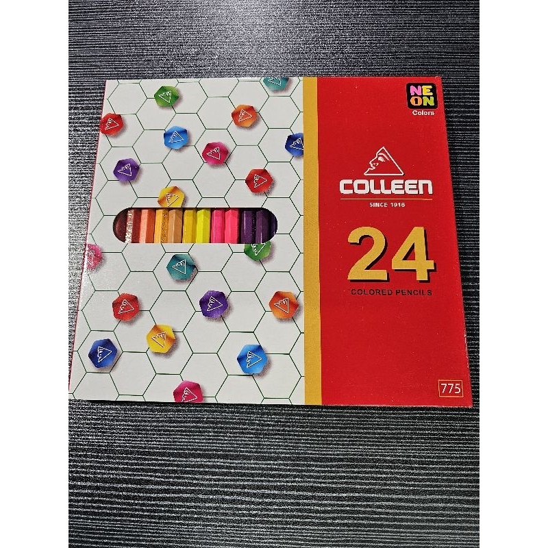 colleen Wood Color Model 775 24 Colored Pencils Giving Fresh Soft And ...