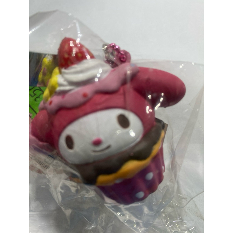 Squishy Cupcake My Melody 4 cm Keychain Collectibles Authentic Sanrio ...