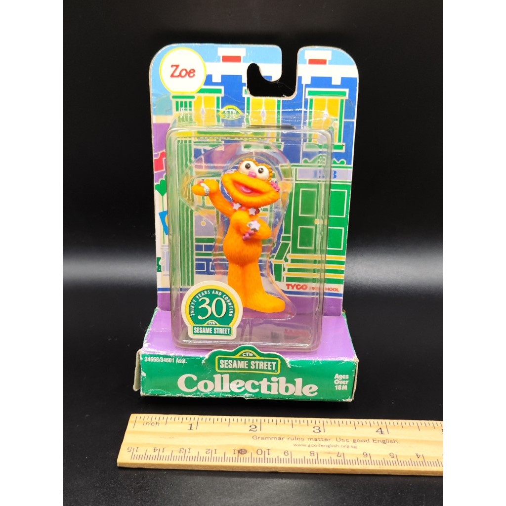 Vintage 1997 Sesame Street Collectible Zoe PVC Mini Figure Toy 3 ...