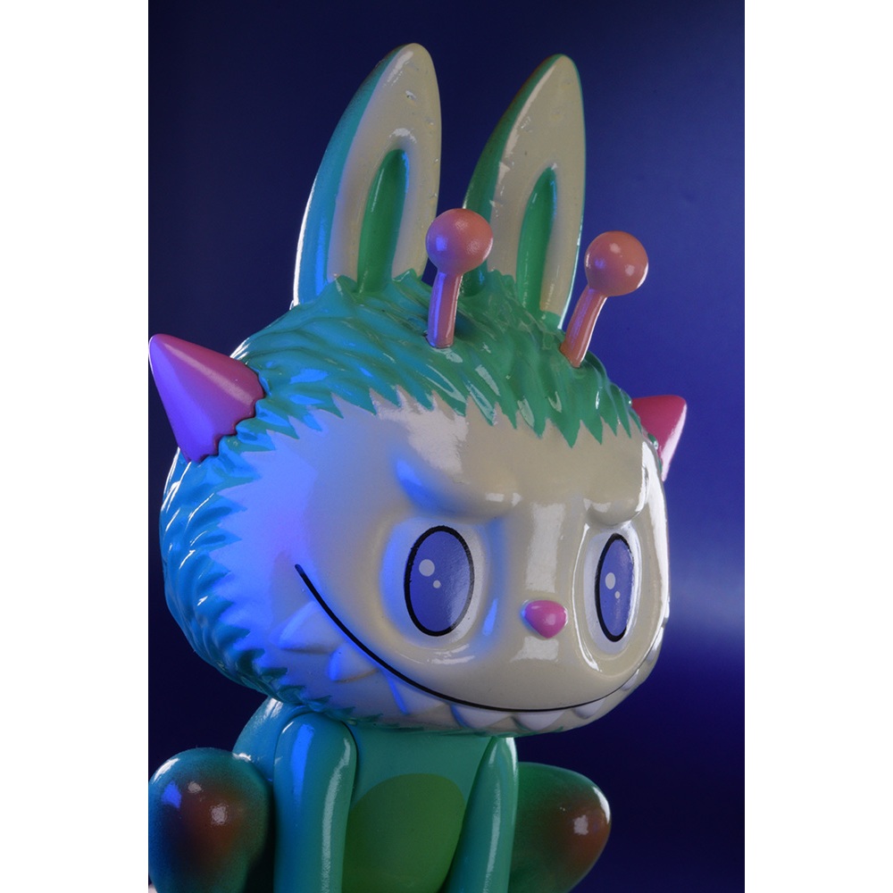 Art toy POP MART The Monsters Space Adventures-Labubu Alien | Shopee ...