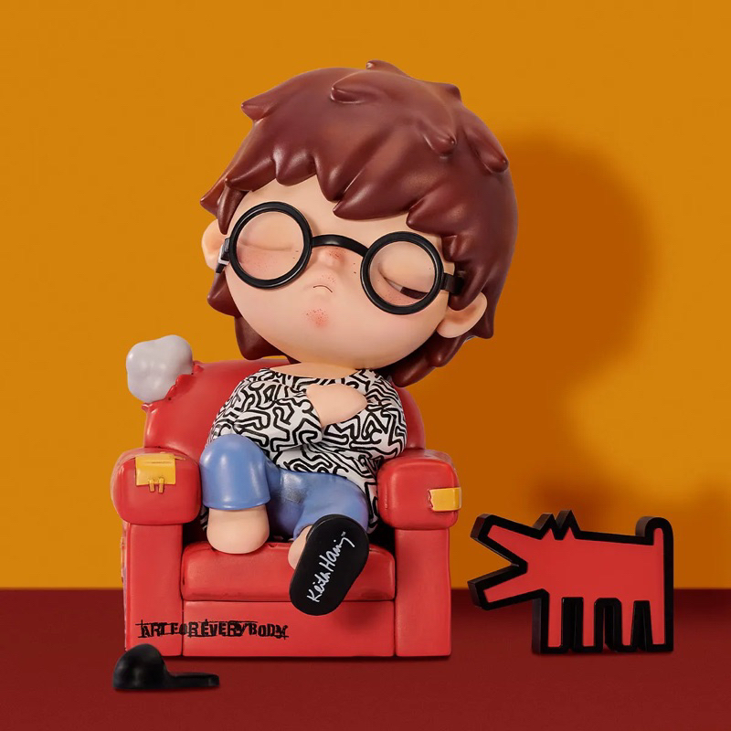 Hirono Red Sofa POP MART x Keith Haring Figurine | Shopee Malaysia