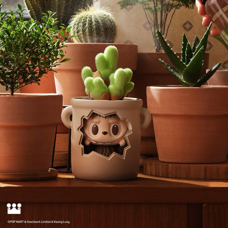 Random Design Labubu Almost the monster Hide | Shopee Malaysia