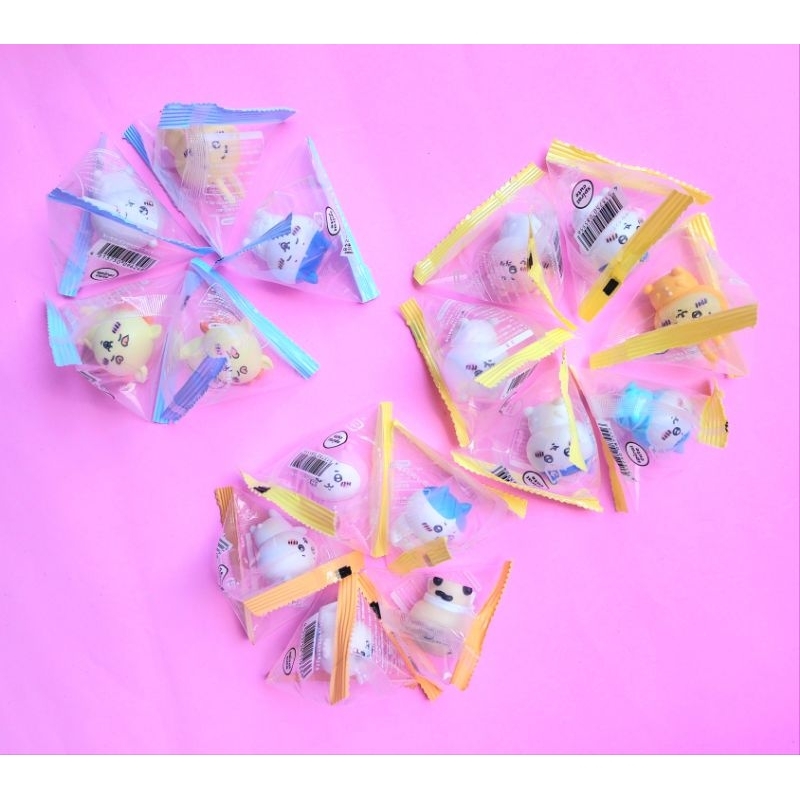 Chiikawa Chikawa Mini figure Copyright | Shopee Malaysia