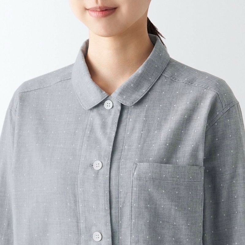 MUJI This Pajamas Model Is Cotton Fabric 2 Layers Seamless No Label On ...