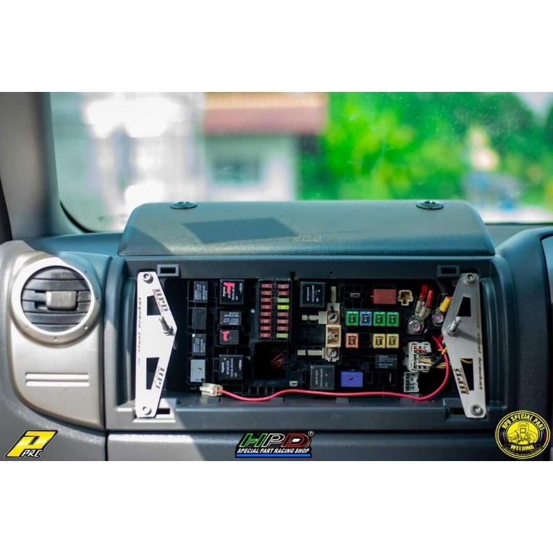 Stainless Steel Key Set With Push Button For D-max Vehicles Move The ...