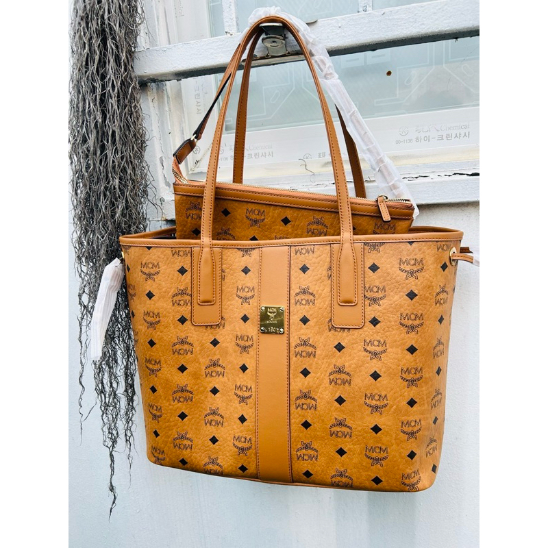 new mcm size.M Liz Shopper Flip Over The Side. | Shopee Malaysia