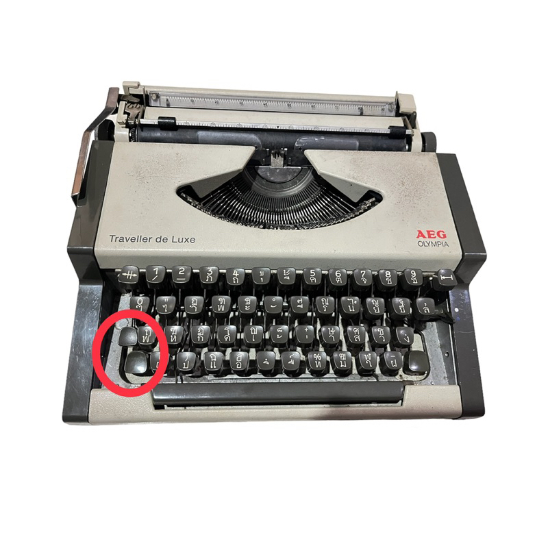 Typewriter OLYMPIA TRAVELLER DE LUXE Show Thai Keyboard | Shopee Malaysia