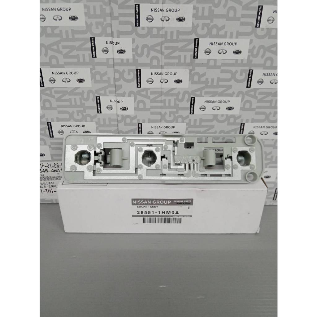 Tail Light Bulb Socket Left/Right Use The Same Model NISSAN MARCH K13 ...