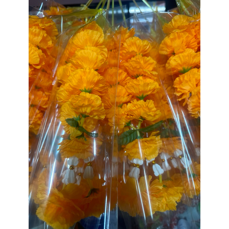 Round Marigold Garland 5 Small Flowers Per Side | Shopee Malaysia