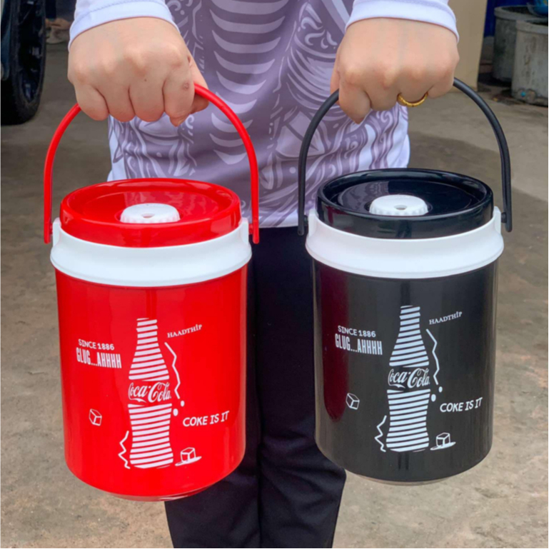 Coke Bottle Since Pattern Black-Red 2 Liters | Shopee Malaysia