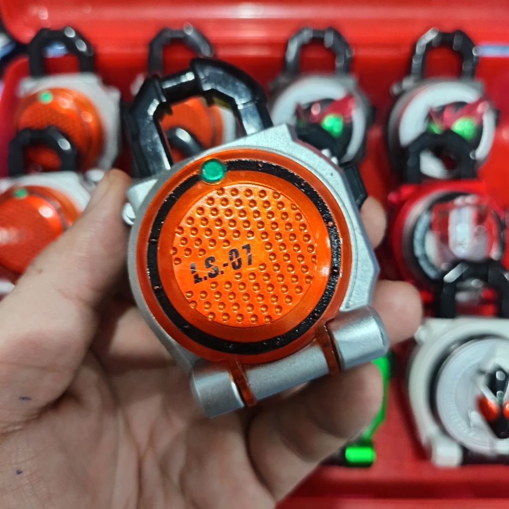 Masked Rider Gaimu Lockseed DX Fruit/Face (With Sound And Light ...