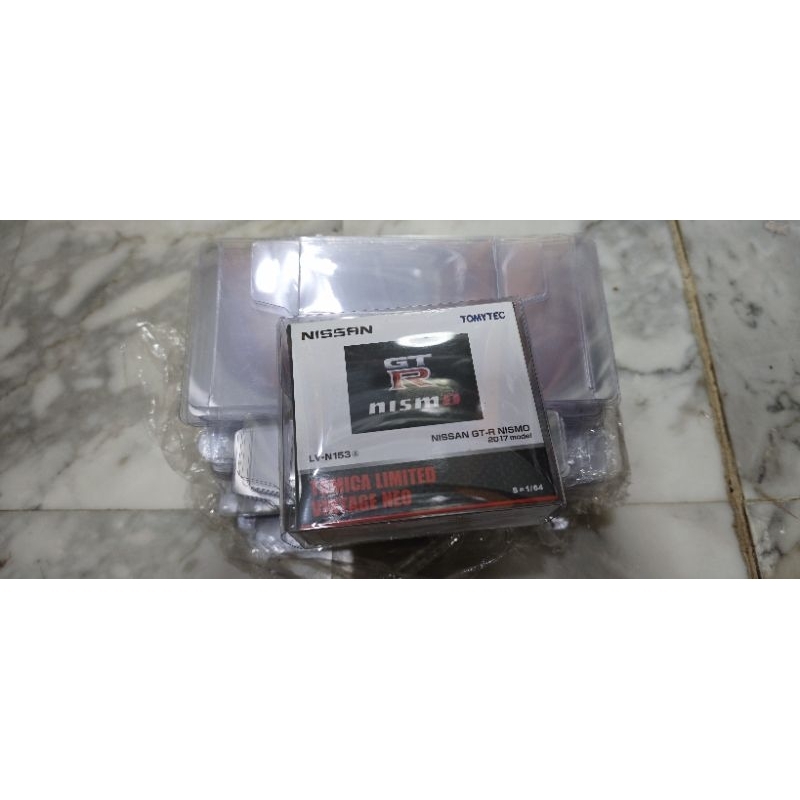 Tomytec Shockproof Plastic Box Cover 1/64 Car Model Case Can Be Put In ...
