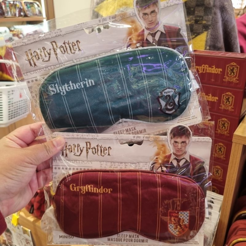 Harry potter x Miniso Pita Cloth Eye Mask With Bag Hogwarts | Shopee ...