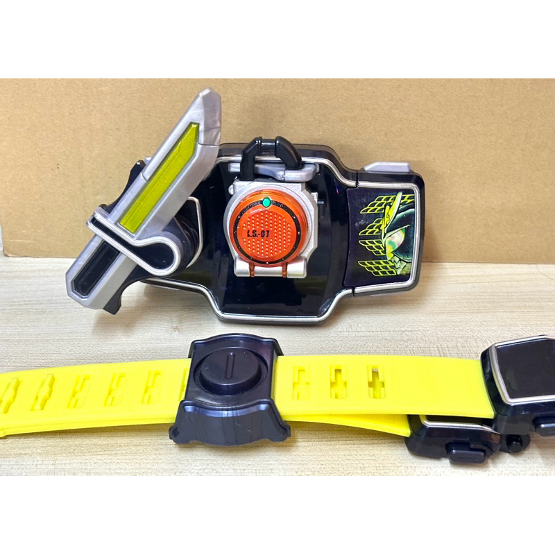 DX Sengoku Driver-Master Rider Gaim Belt Complete Set Outside The Box ...